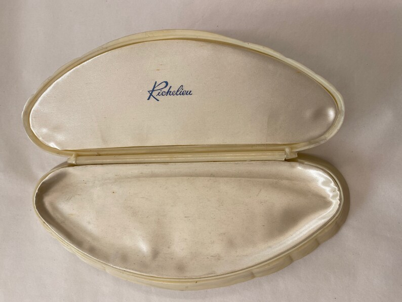 Richelieu Vintage Jewelry Display Box - Etsy