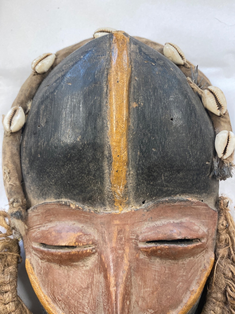 Old African Tribal Mask With Cowry Shells - Etsy