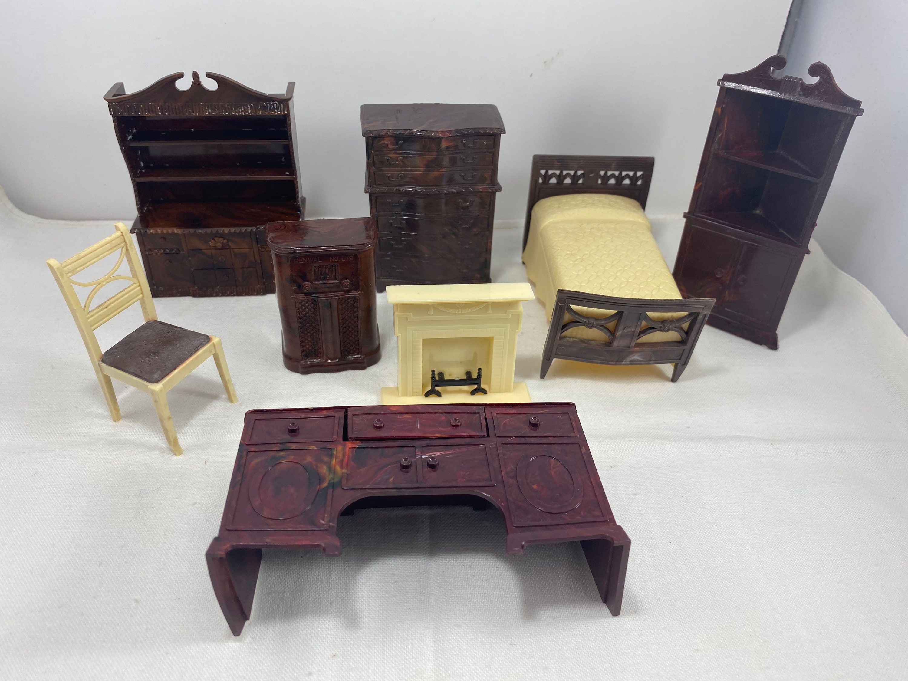 Vintage renwal dollhouse furniture store