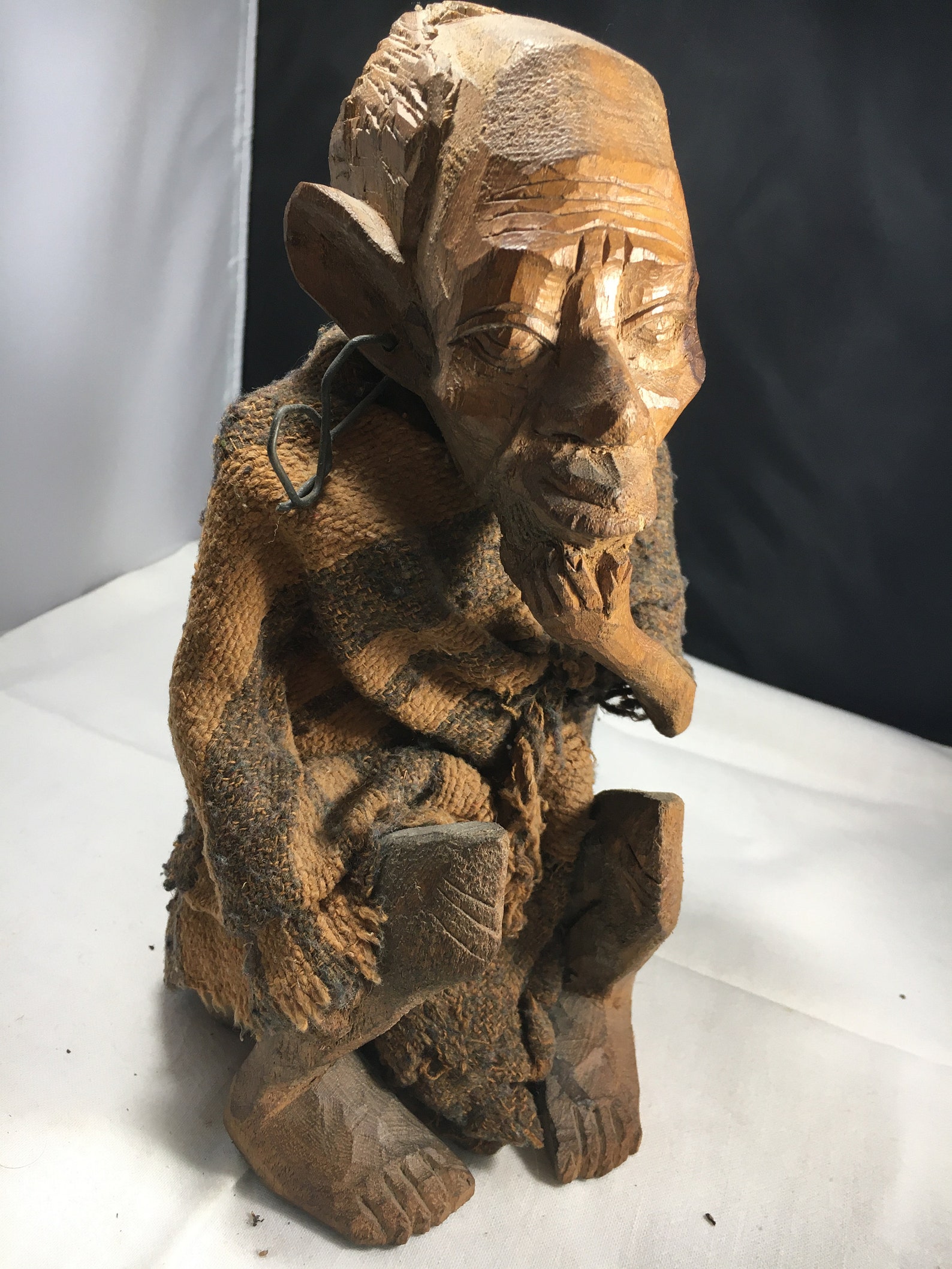 African Thinking Man Wood Carving - Etsy