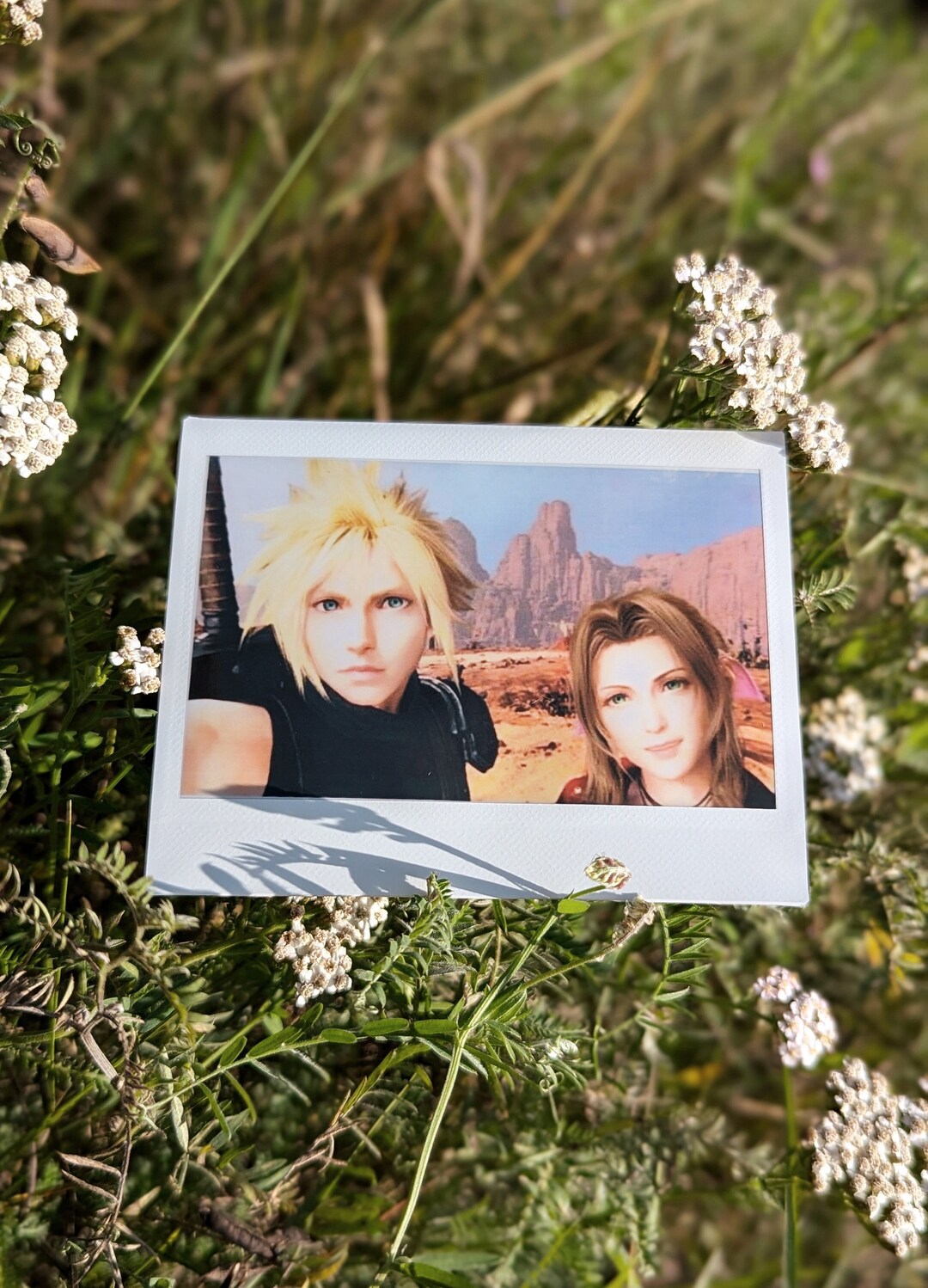Cloud Strife and Aerith Gainsborough Clerith Selfie Polaroid Instax ...