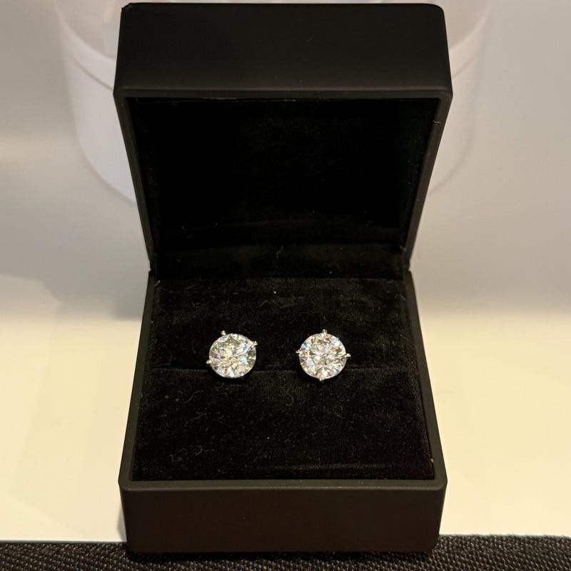 4 Carat Lab Diamond Stud - Etsy