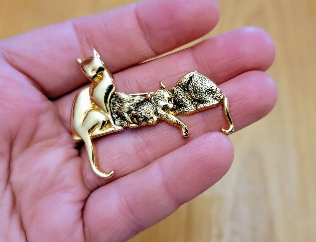 MFA Museum of Fine Arts Vintage Three Playful Cats Brooch Lapel Pin in Gold Tone, Angel Signed ...