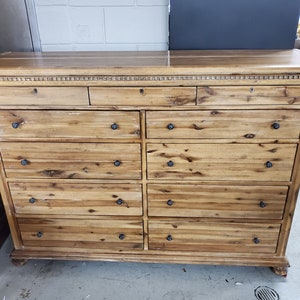 St james 11 drawer dresser store