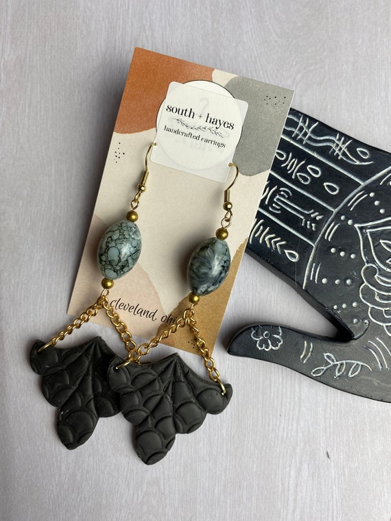 Spooky Art Deco Scales Dangle Chain Earrings - Etsy