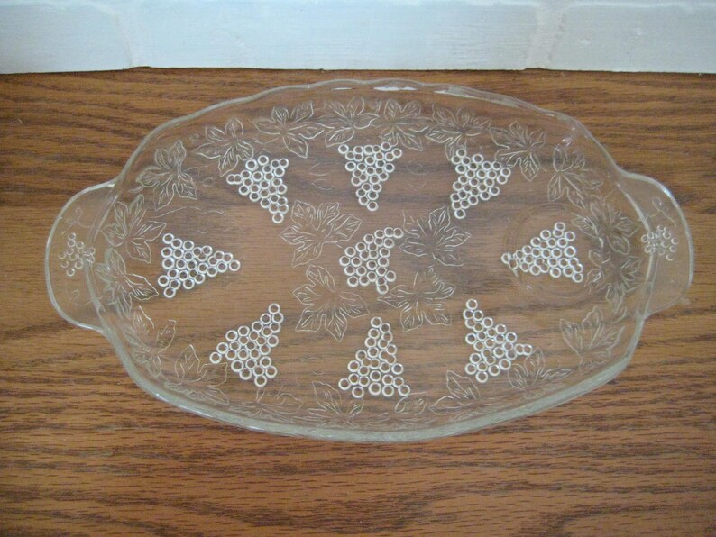 Vintage Clear Glass Oval Shape Grapes & Leaves Snack Plate 11 - Etsy
