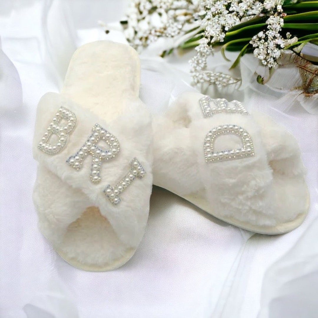 Faux Fur Bride Slippers| I Do Slippeers|bride to Be Gift |custom Gift ...