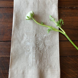Floral Hand Towel, Spring Tea Towel, Embroidered Flower Kitchen Towel ...