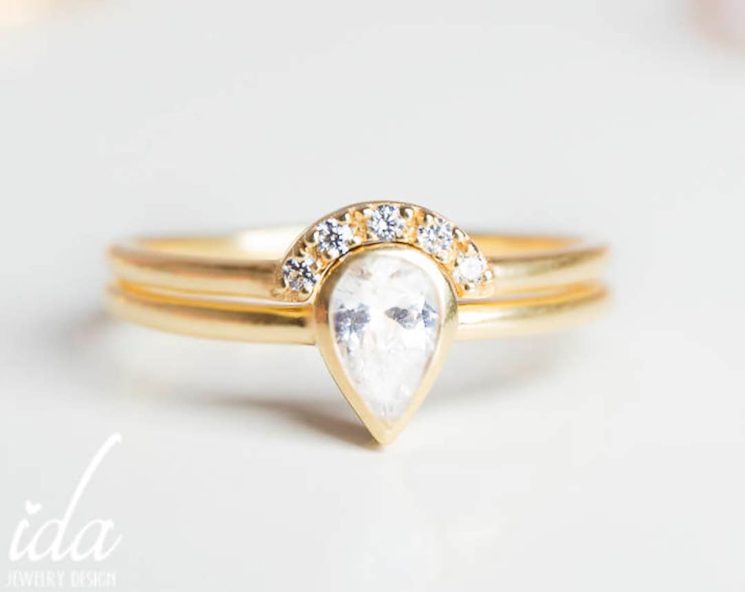 Pear Shaped Engagement Ring Set - Pear Diamond Ring - Pear Cut ...