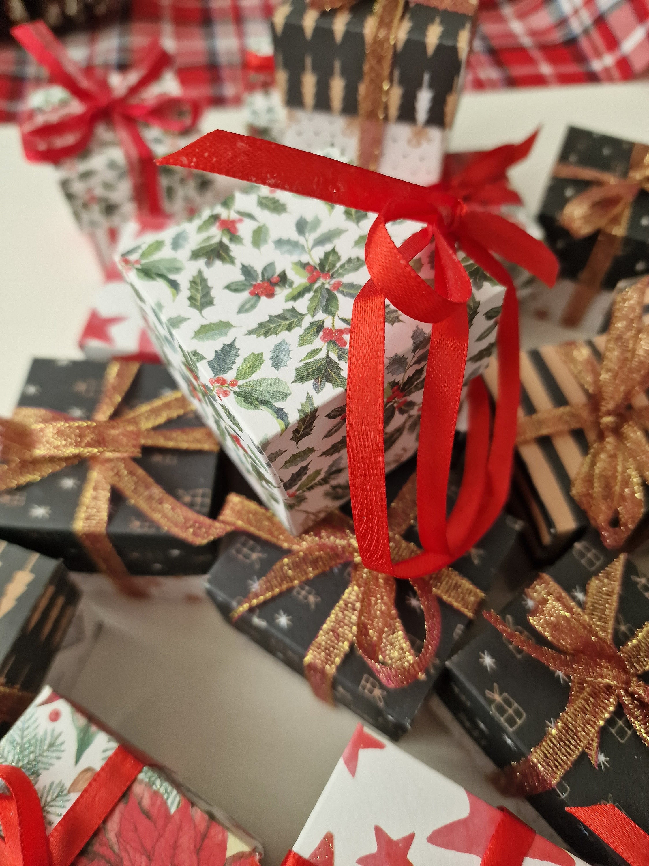 Christmas Boxes - Set of NINE Decorated Christmas Boxes, Light ...
