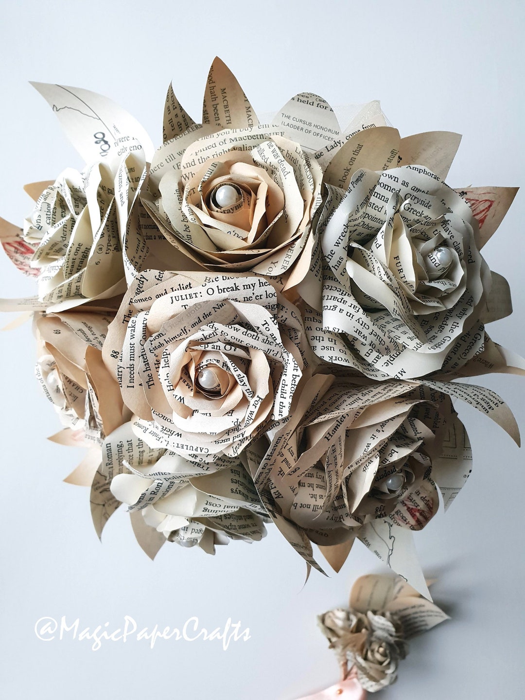 Book Paper Flowers Bouquet CUSTOM ORDER, Book Page Flowers, Book Themed ...