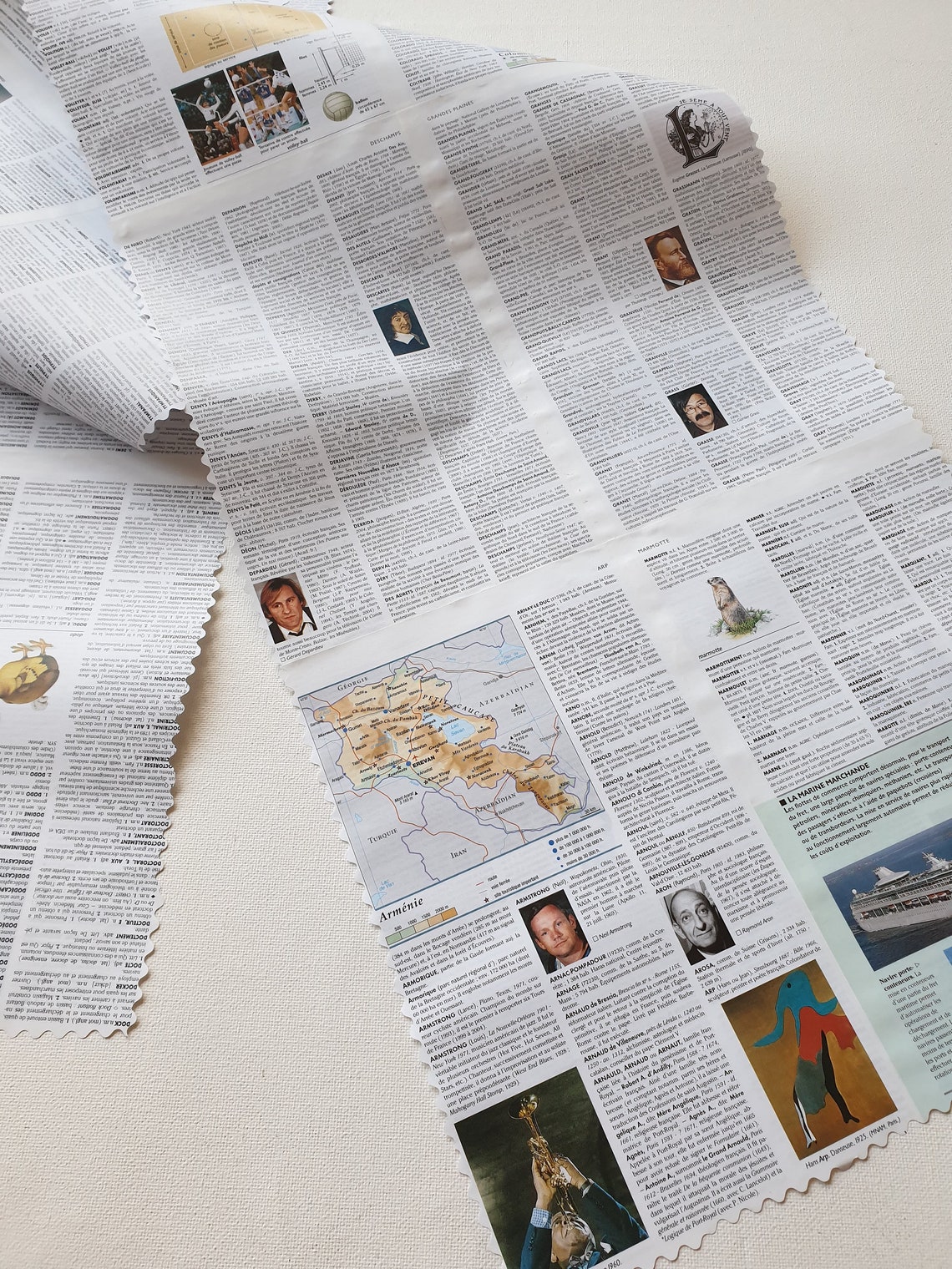 Book Pages Table Runner Book Theme Wedding Library Decor - Etsy