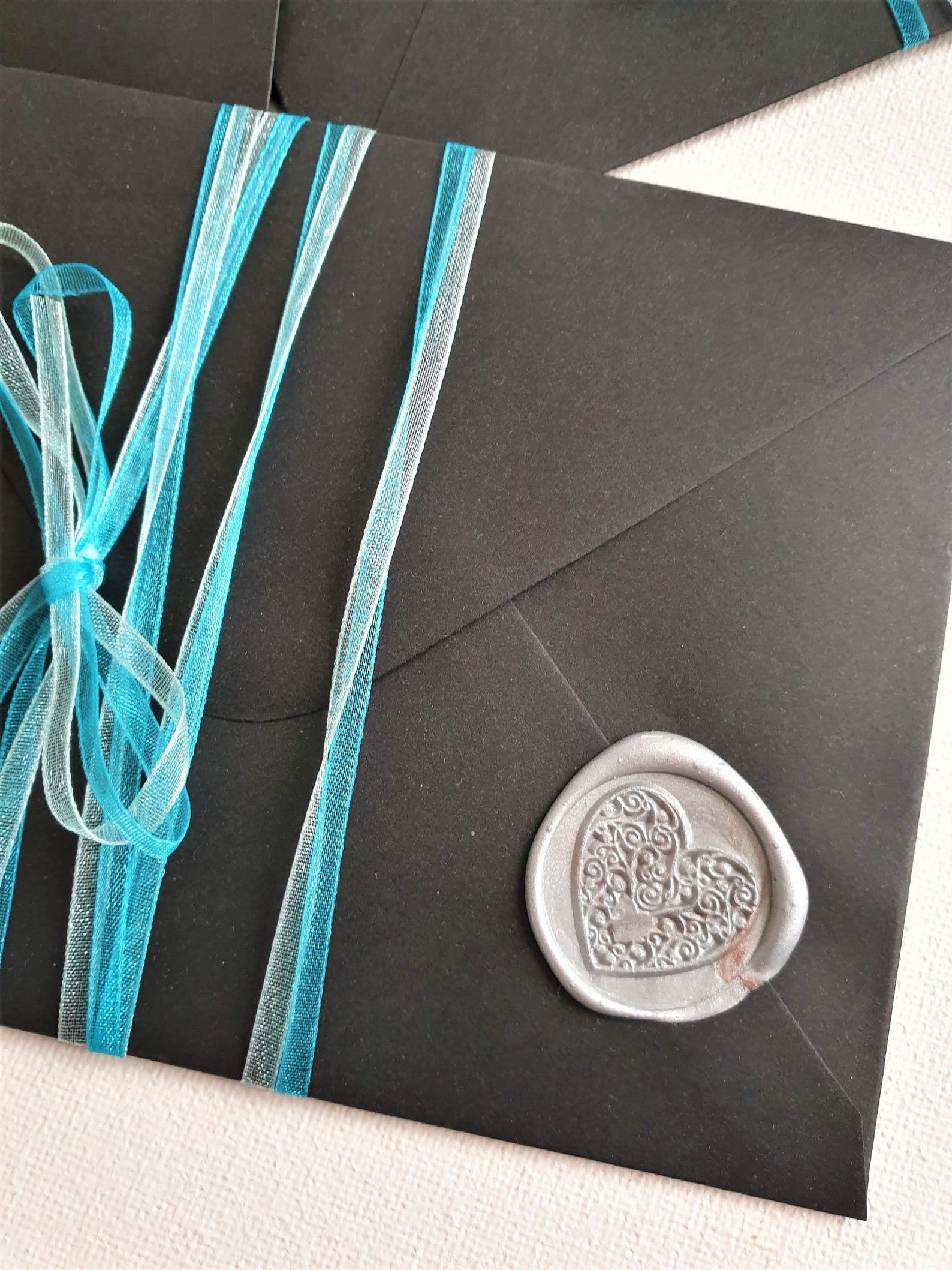 SET of 8 Decorated and Wax Sealed BLACK ENVELOPES With Blank - Etsy