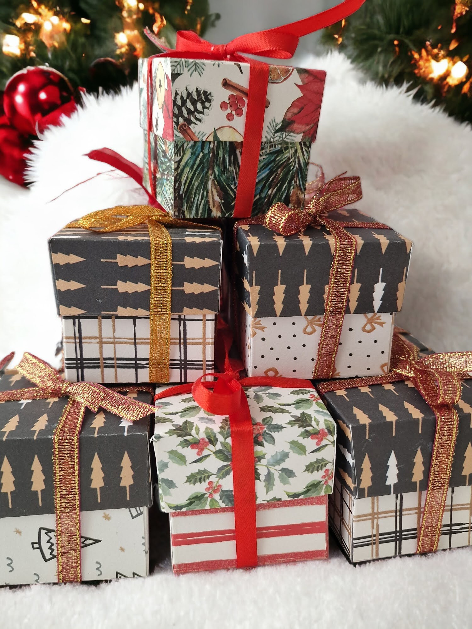 Christmas Boxes - Set of NINE Decorated Christmas Boxes, Light ...
