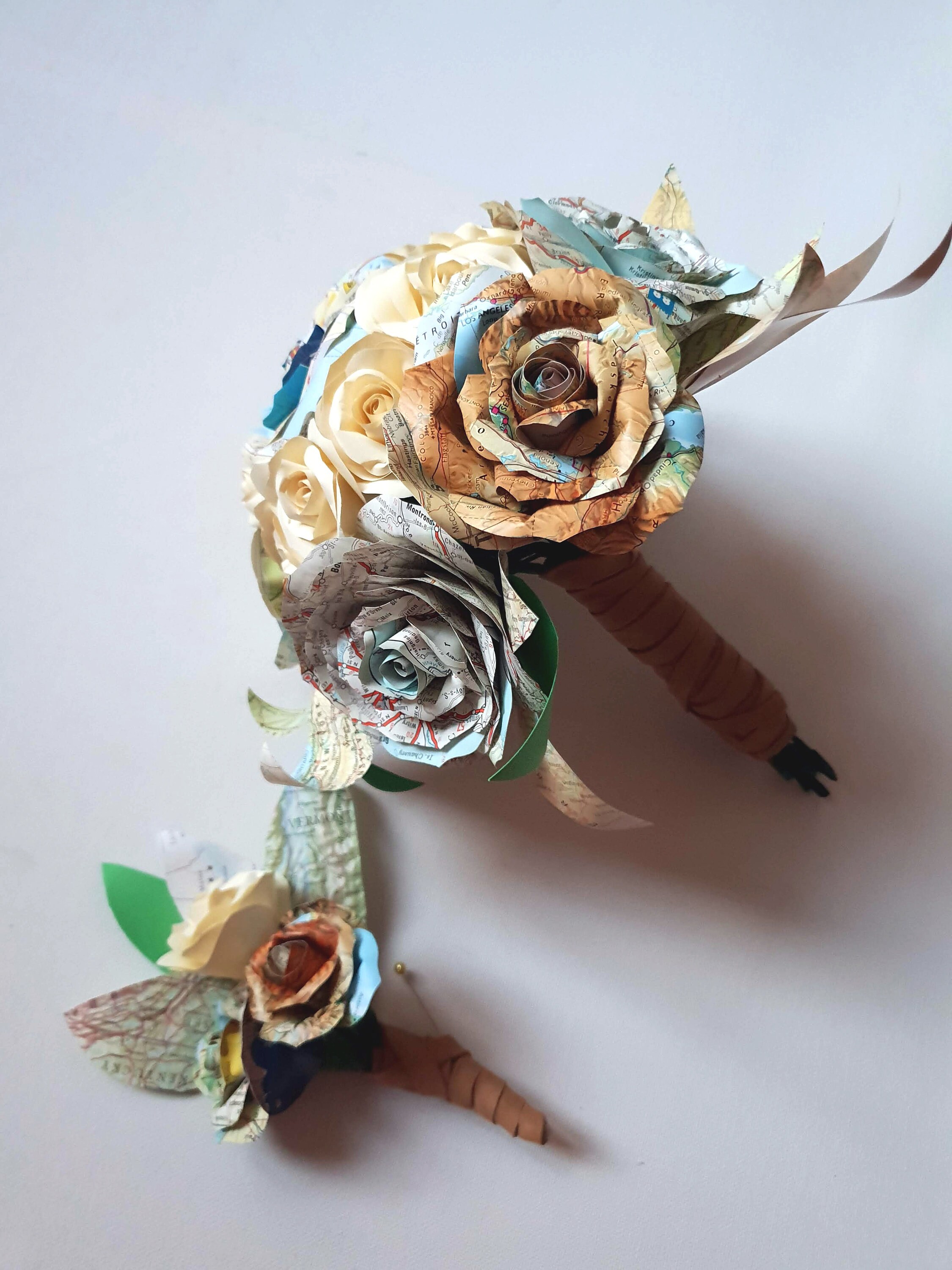 Travel Maps Flowers Bouquet CUSTOM ORDER/COLOURS Maps Page - Etsy