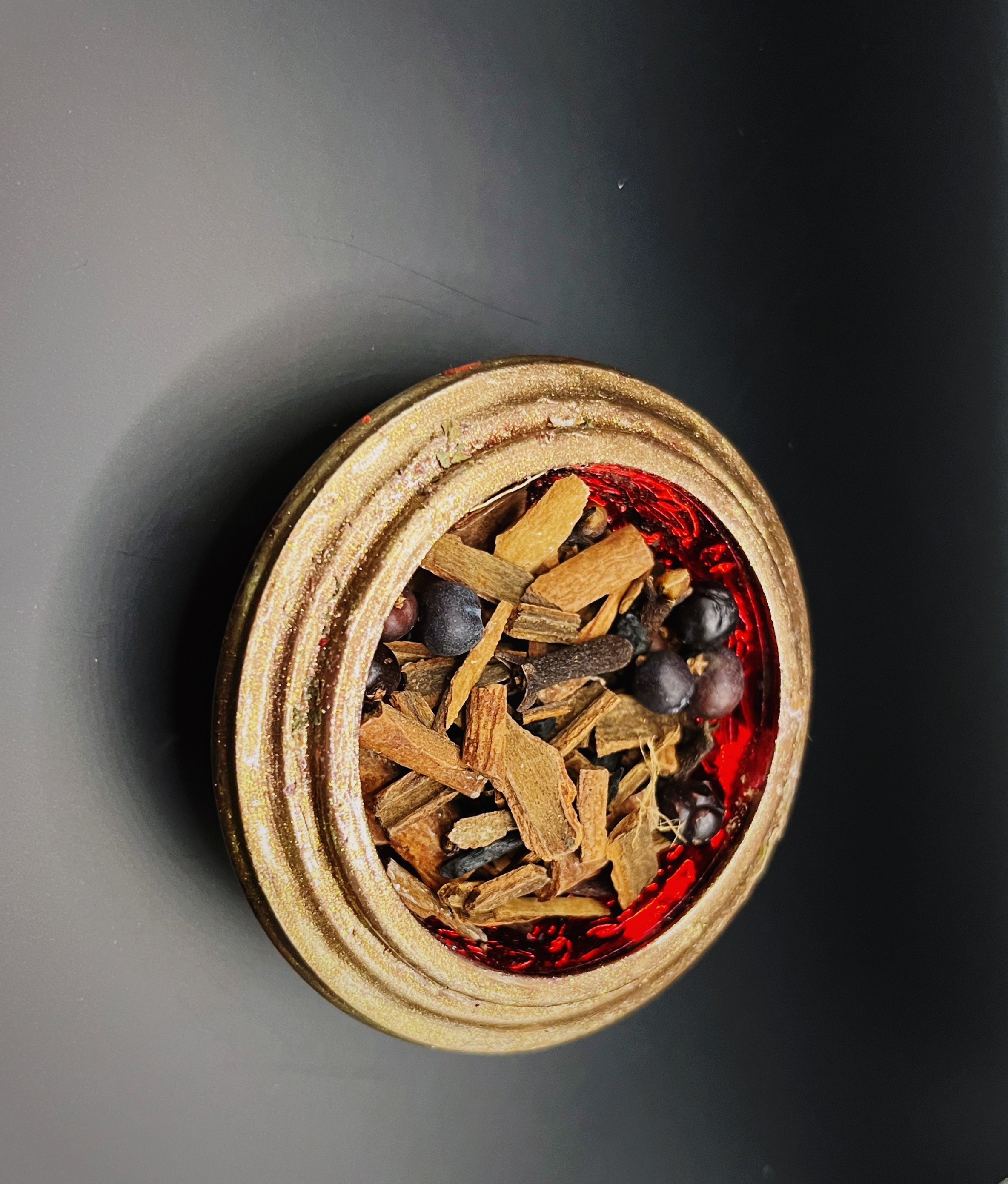 THE RAVEN Magick Bottle With Storax, Loose Incense, Witchcraft Incense ...