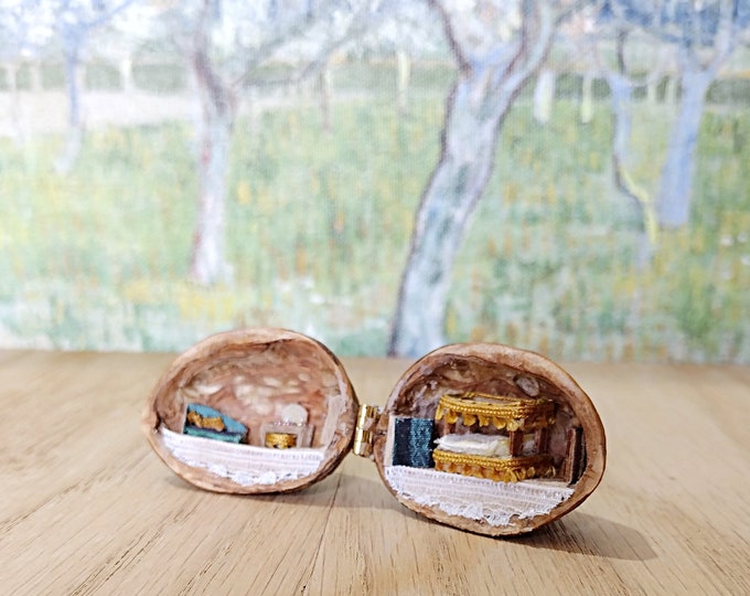 Walnut Shell Art. Boudoir in A Nut Shell. - Etsy