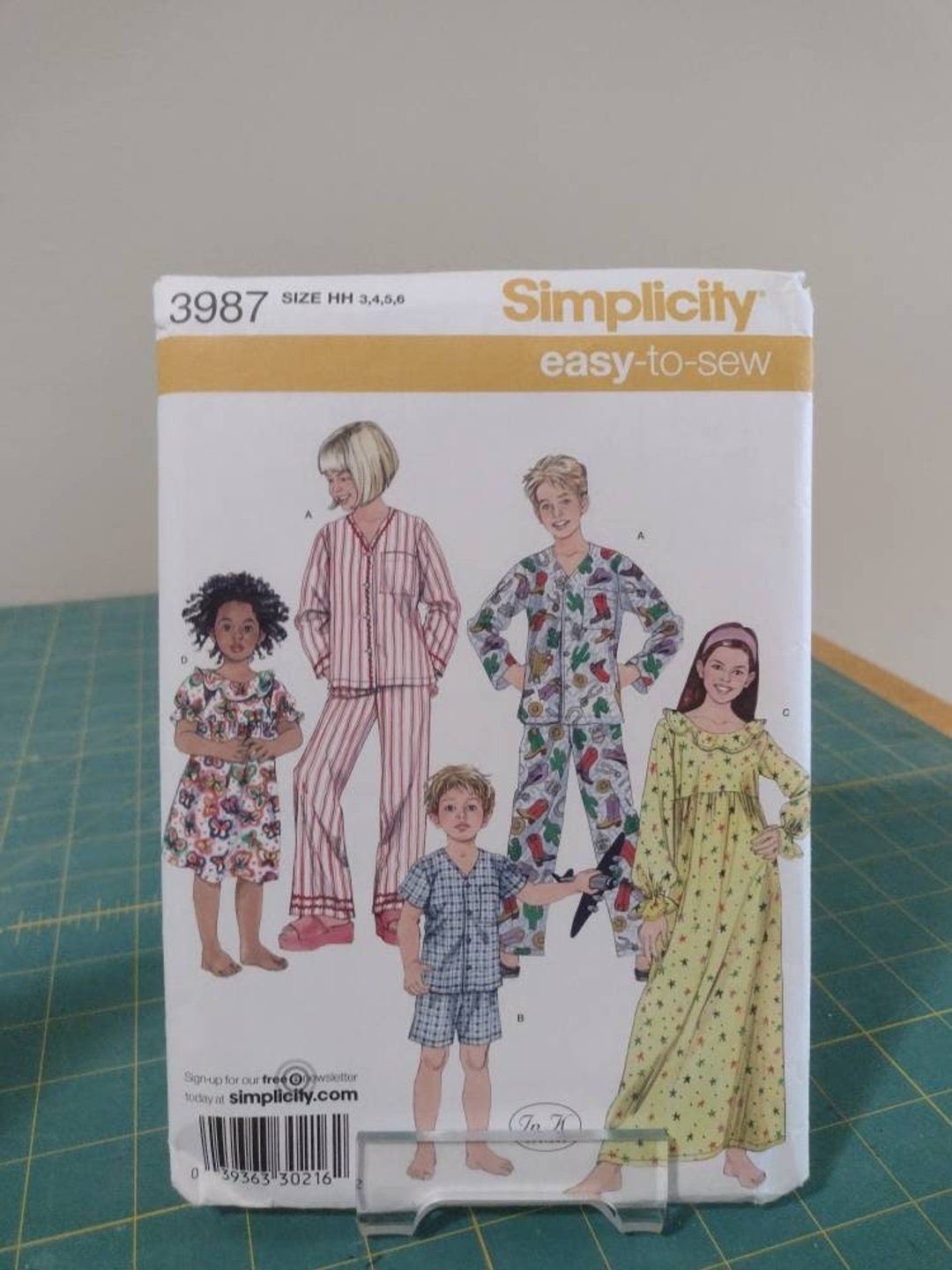 Simplicity 3987 Pattern Child's and Boys Pajamas and Nightgown UNCUT - Etsy