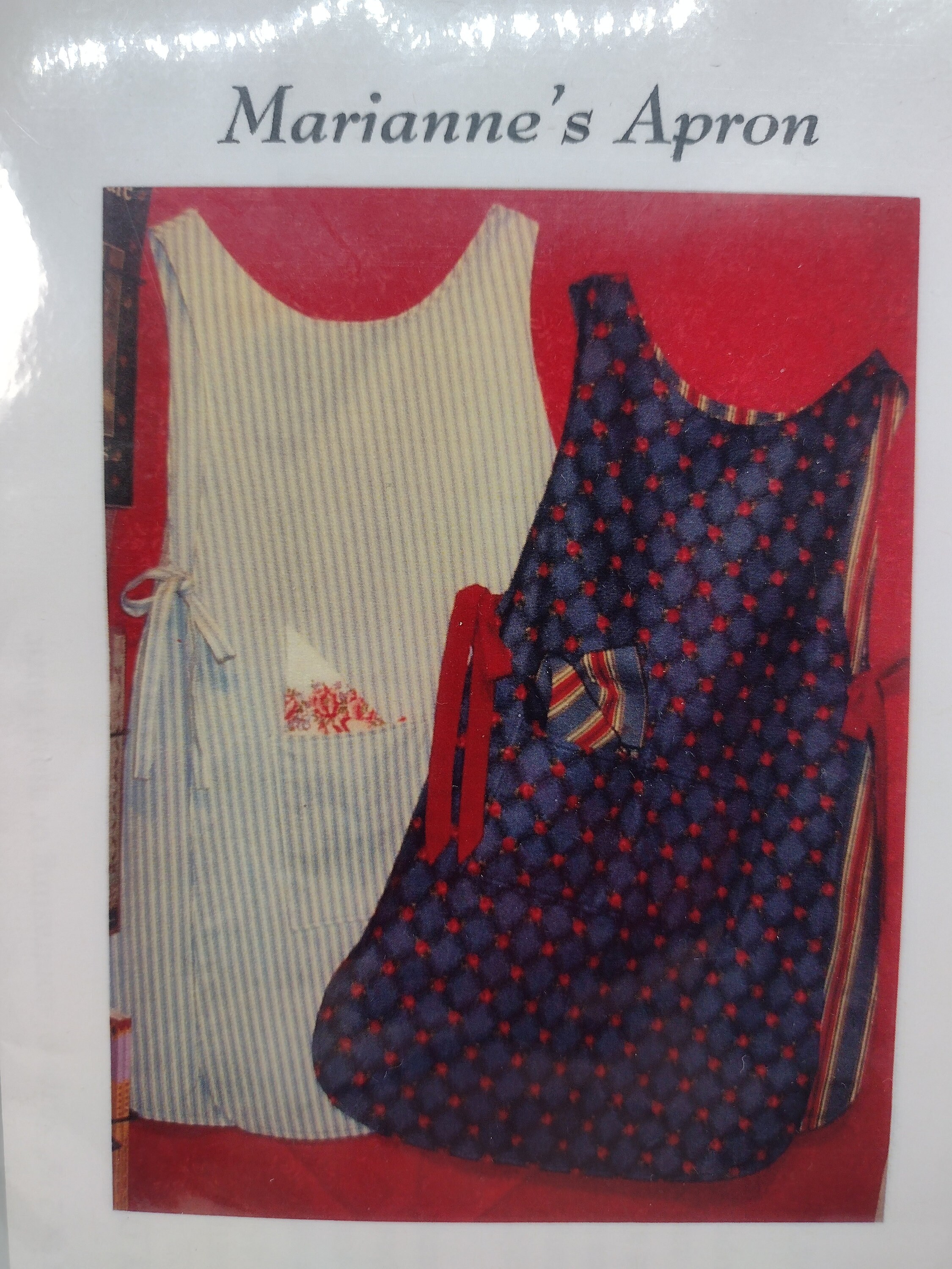 Lady Bug Bay Designs Pattern Marianne's Apron UNCUT Reversible or Lined ...