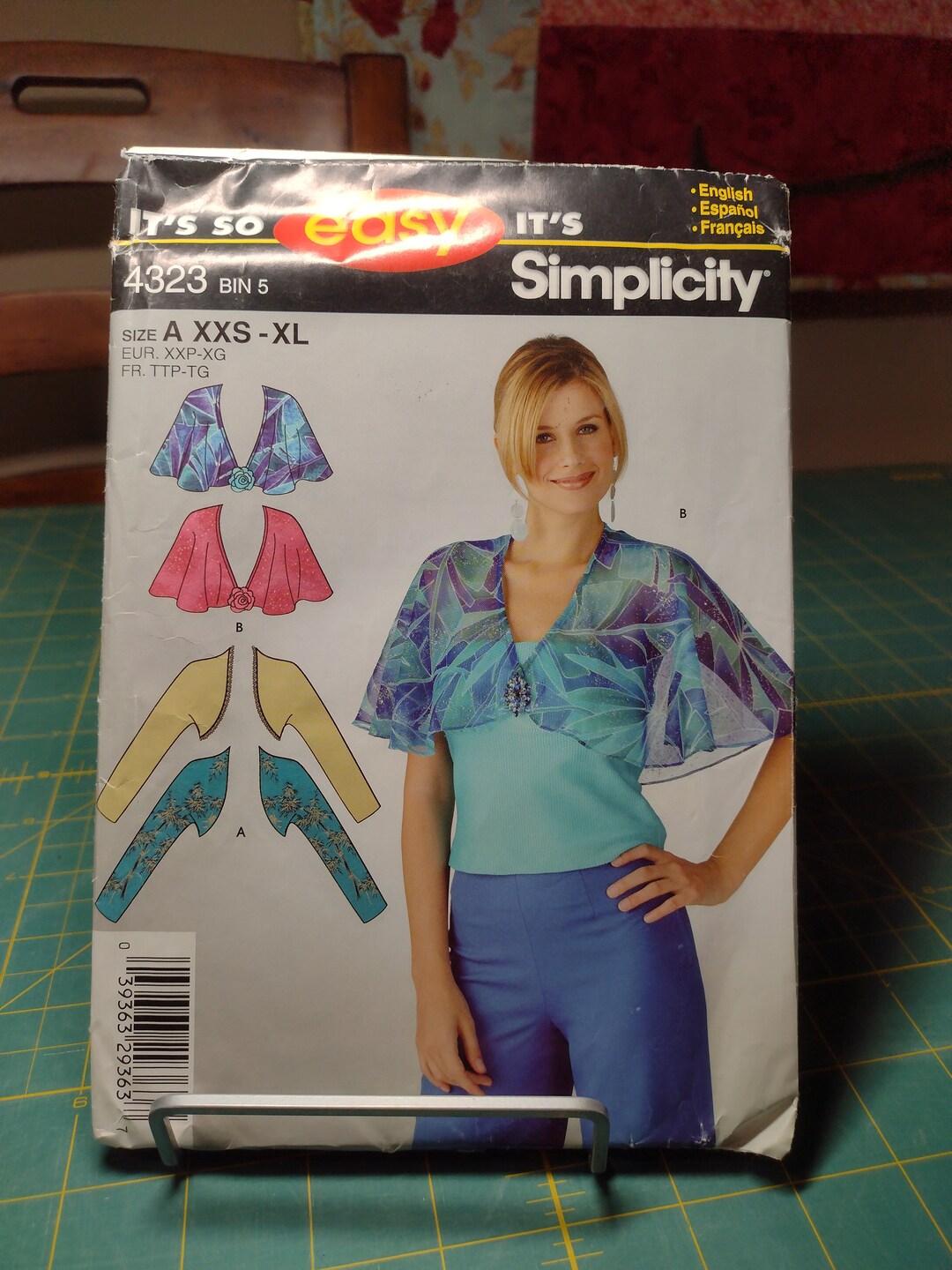Simplicity 4323 Pattern Misses Capelet and Shrug UNCUT Size Xxs - Xl 2 ...