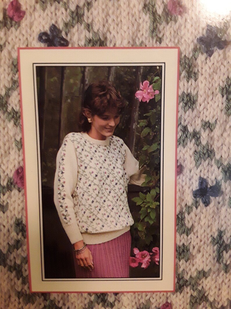 Beatrix Potter Knitting Book, 50 Patterns, Baby, Girl, Boy, Miss, Woman ...