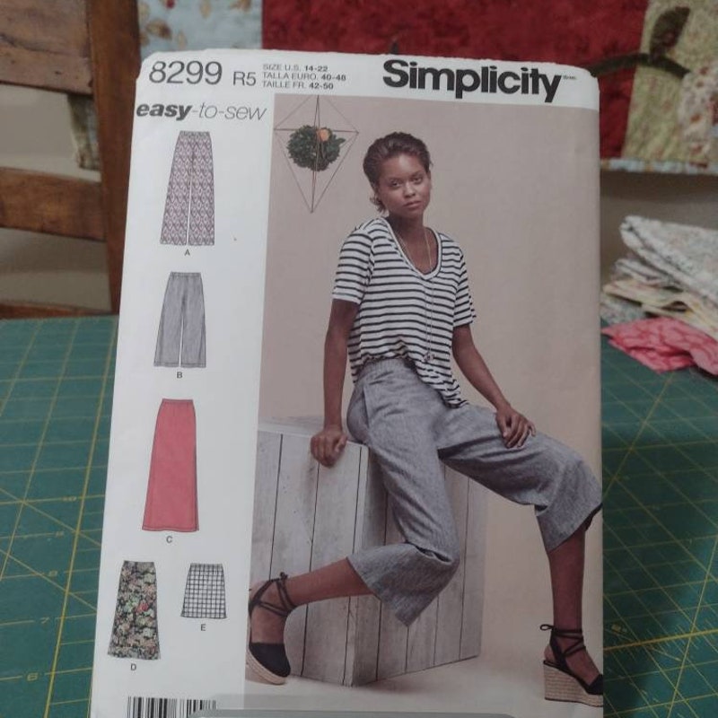Simplicity 2017 - Etsy