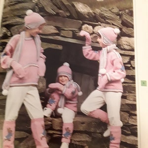 Beatrix Potter Knitting Book, 50 Patterns, Baby, Girl, Boy, Miss, Woman ...