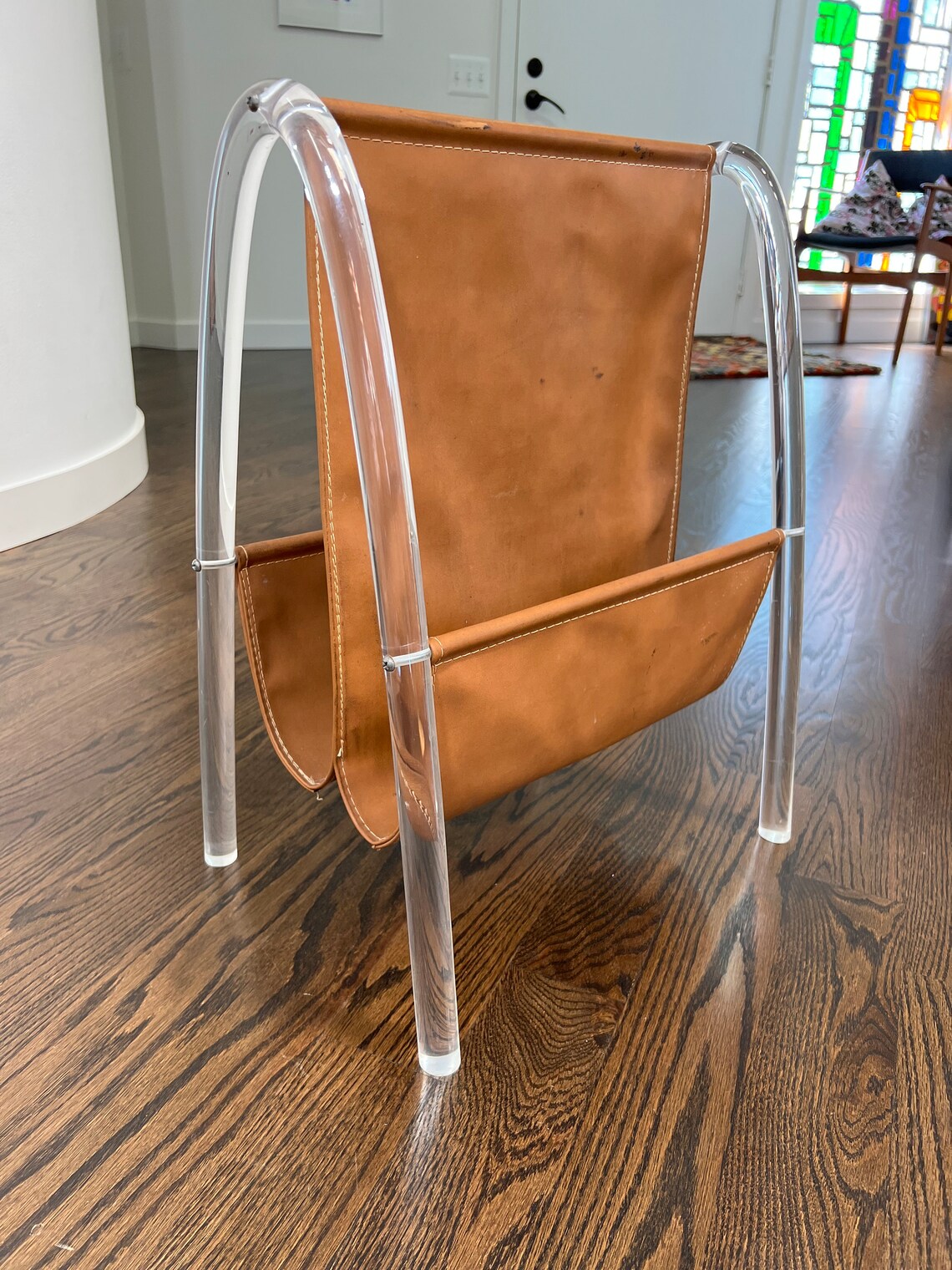 Mid Century Modern Lucite & Vinyl Magazine Rack - Etsy