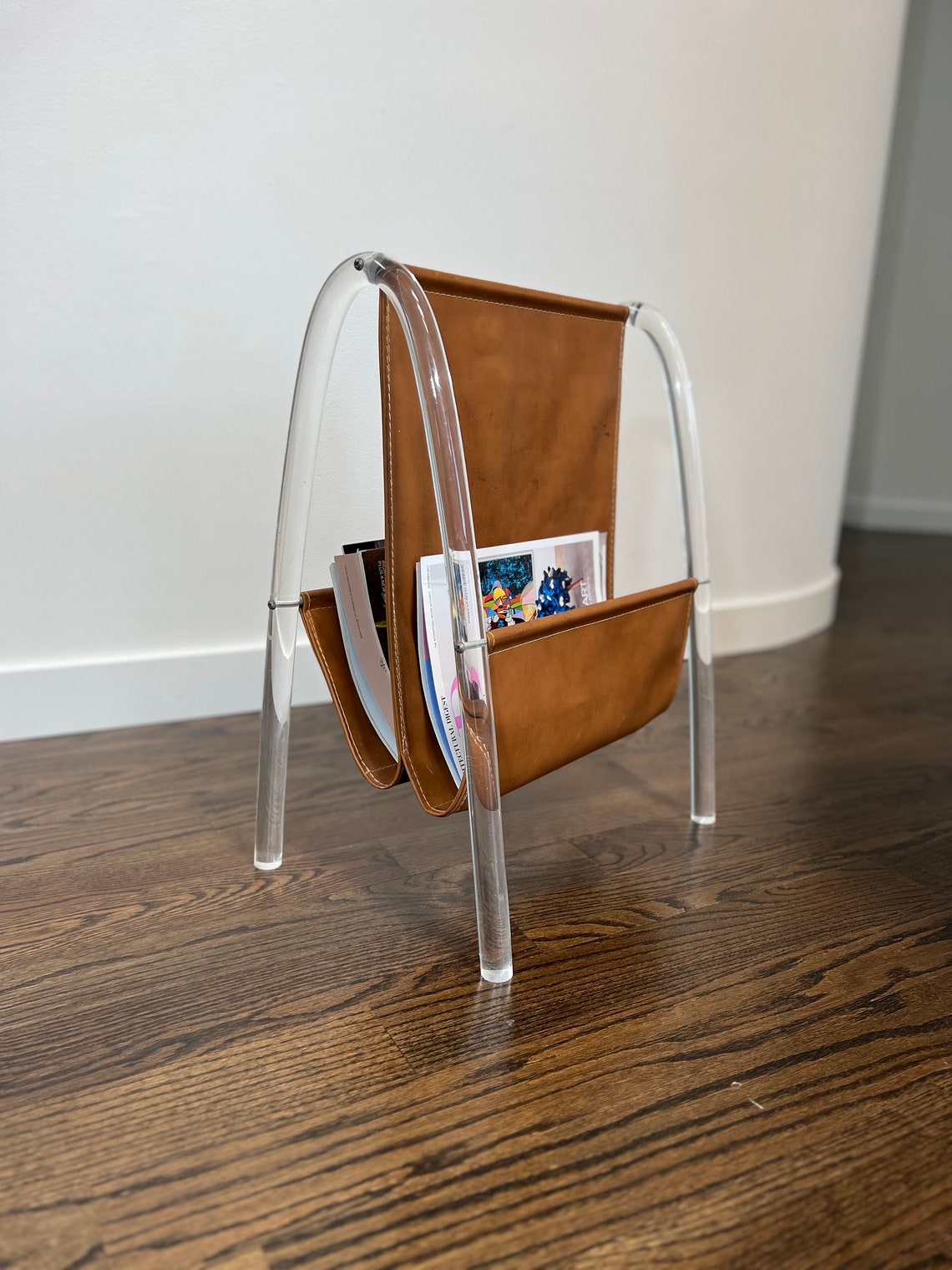 Mid Century Modern Lucite & Vinyl Magazine Rack - Etsy