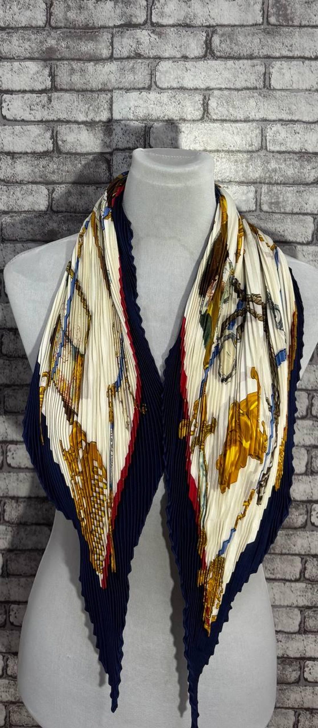 Free Fedex Authentic “memoire “ Silk Scarf (34”x35”) A - Etsy
