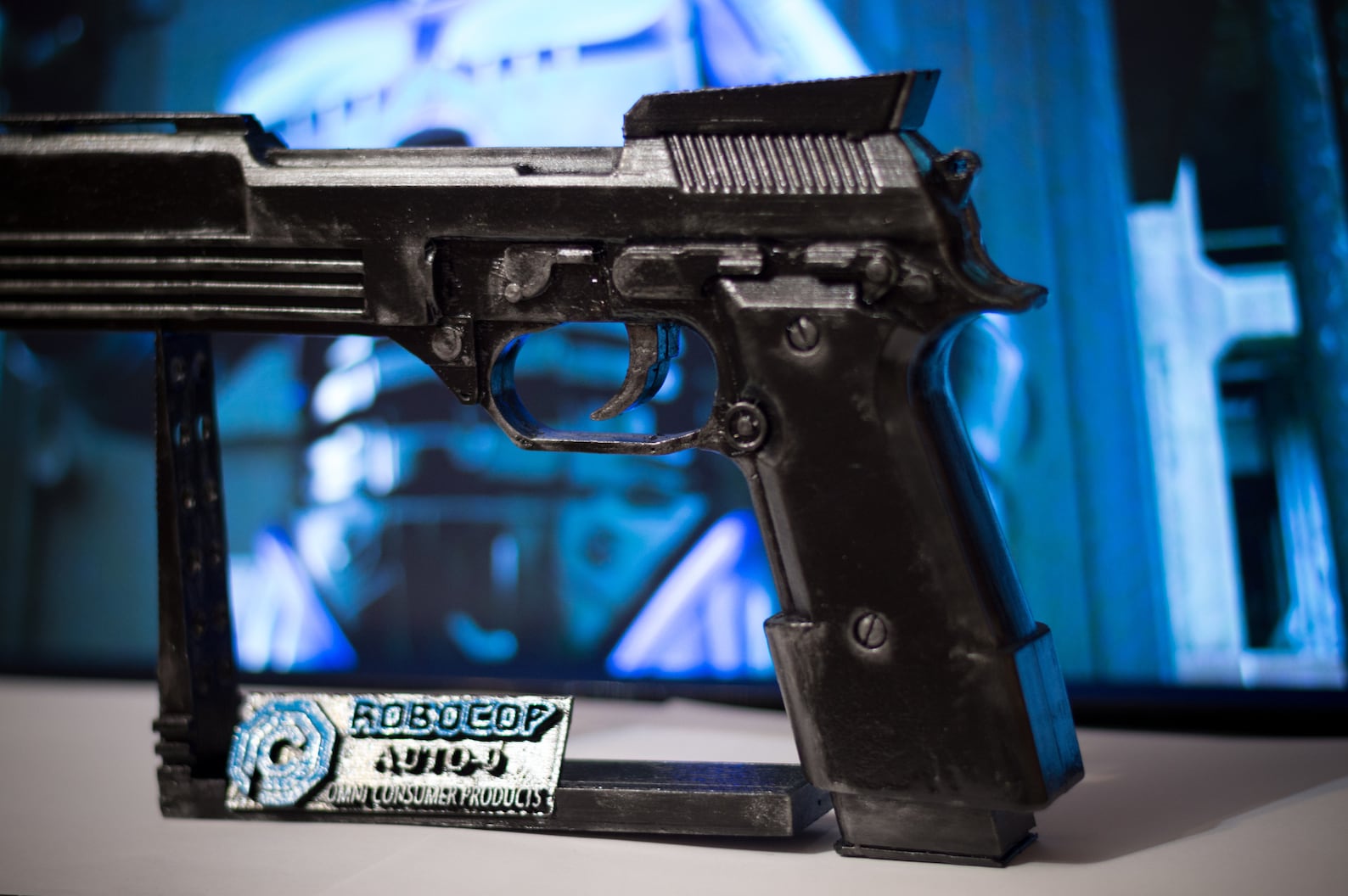 Robocop Auto-9 pistol gun from 1987 American cyberpunk action | Etsy