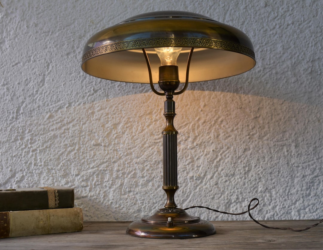 Antique Table Lamp Italian Design Brass Art Decò Table Lamp 1940s ...