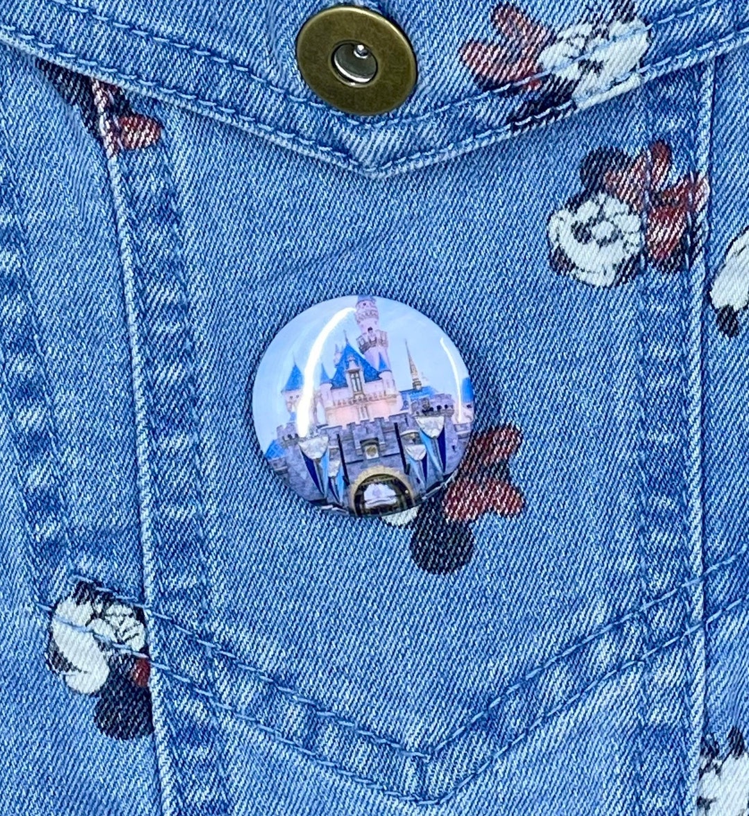 Disneyland Castle, Disney Parks Button, Disneyland Button, Disney ...