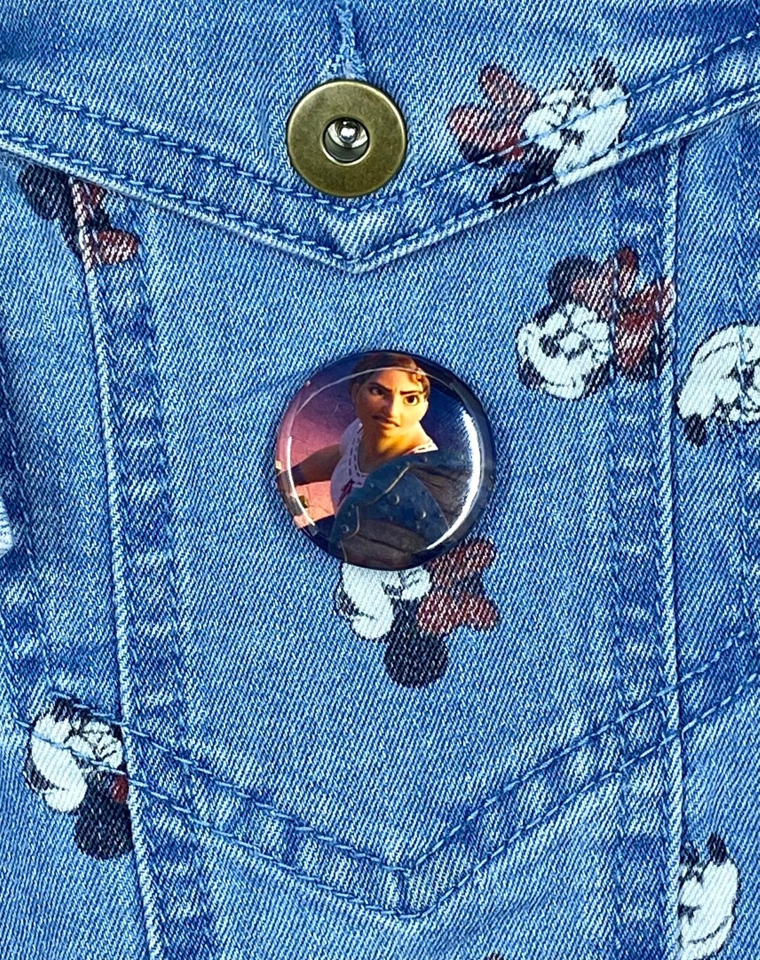 Encanto Luisa Button, Encanto Button, Encanto, Bruno, Disney Button ...