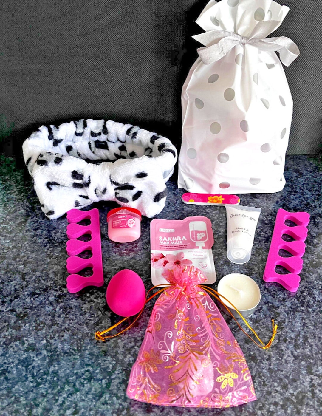 Luxury Pamper Party Gift Bag: Sleepover Spa Set for Teenage Girls - Etsy