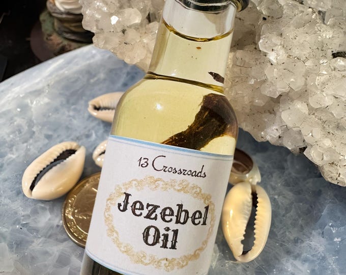 Jezebel Roots Oil for Queen Root, Attraction, Wealth - Magical Spells ...