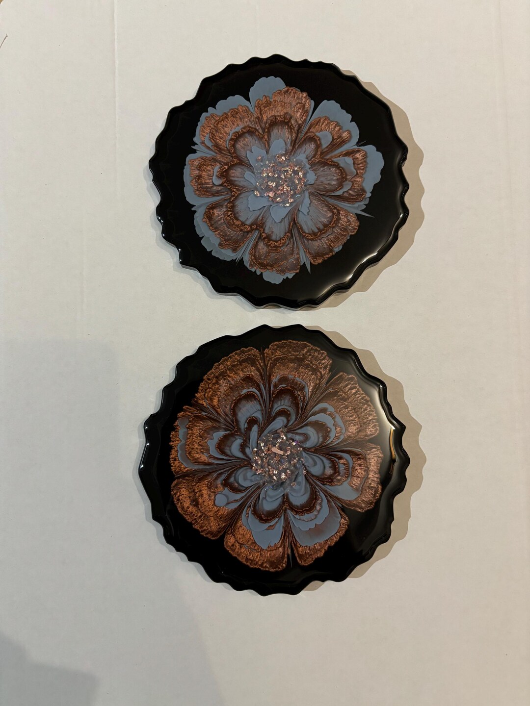 Set of 2 Resin Bloom Coasters - Etsy