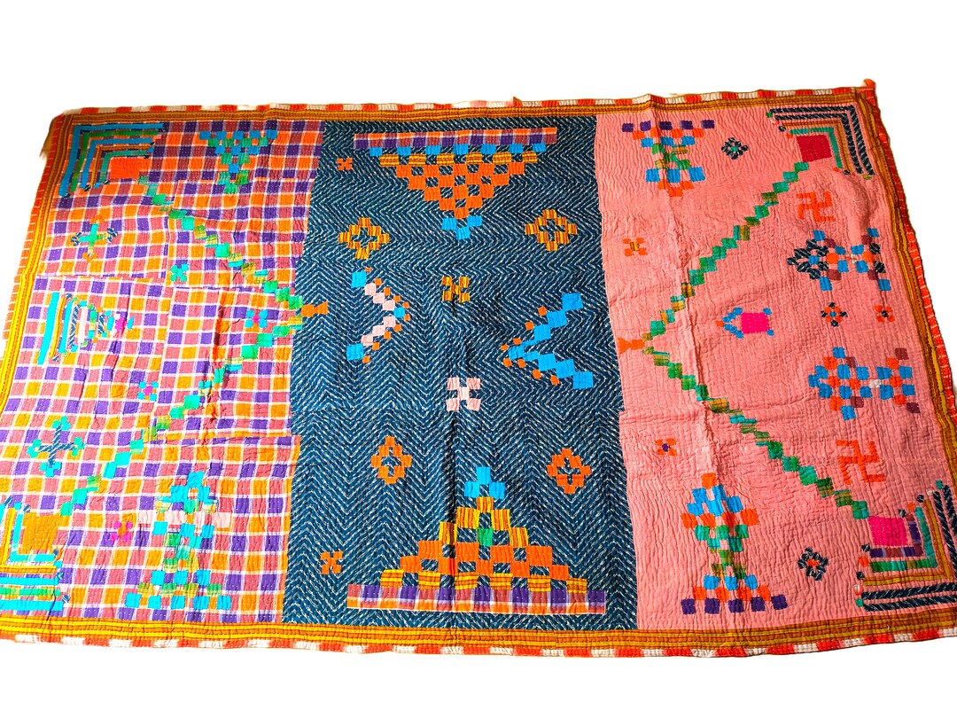 Siddi Kawandi - A Patchwork Kantha Quilt or Throw, Made With Recycled ...