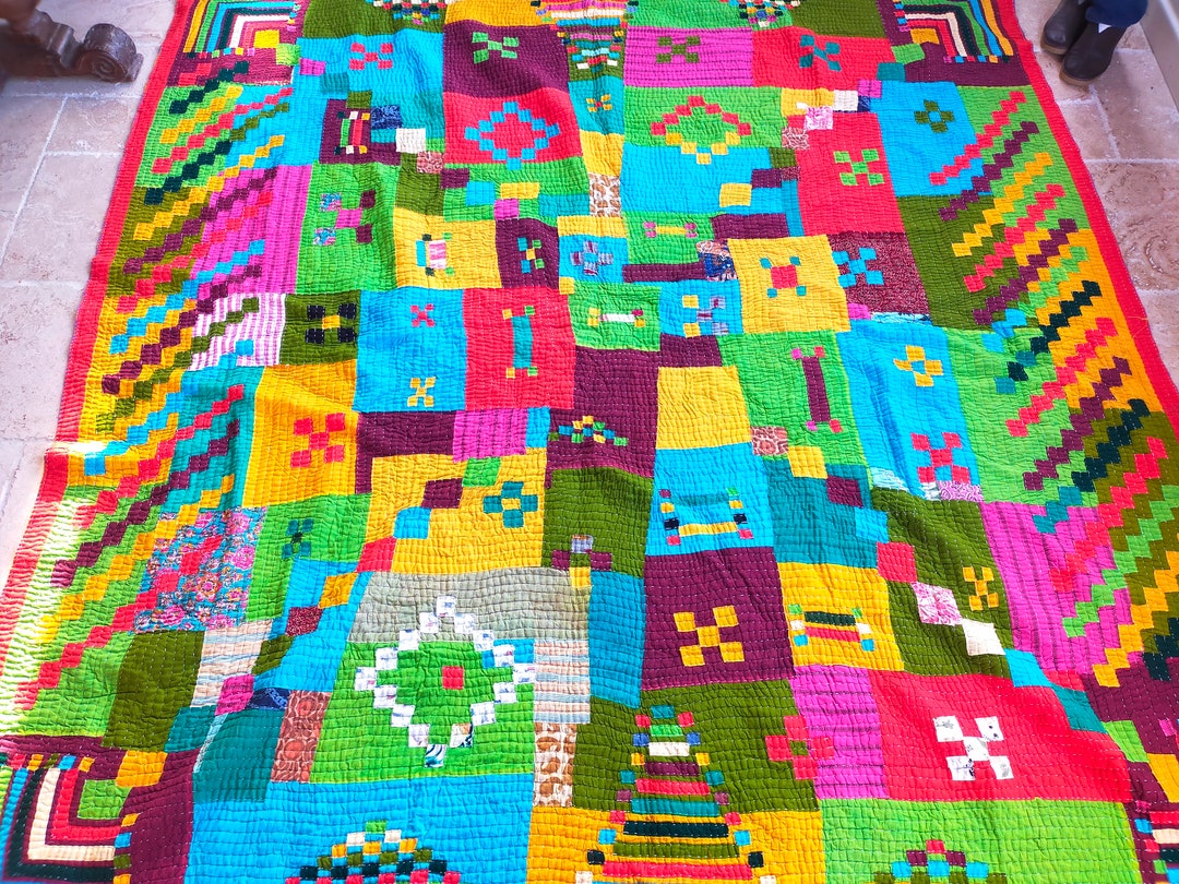 Double Siddi Kawandi Quilt | Handmade Patchwork Bedspread | Indian ...
