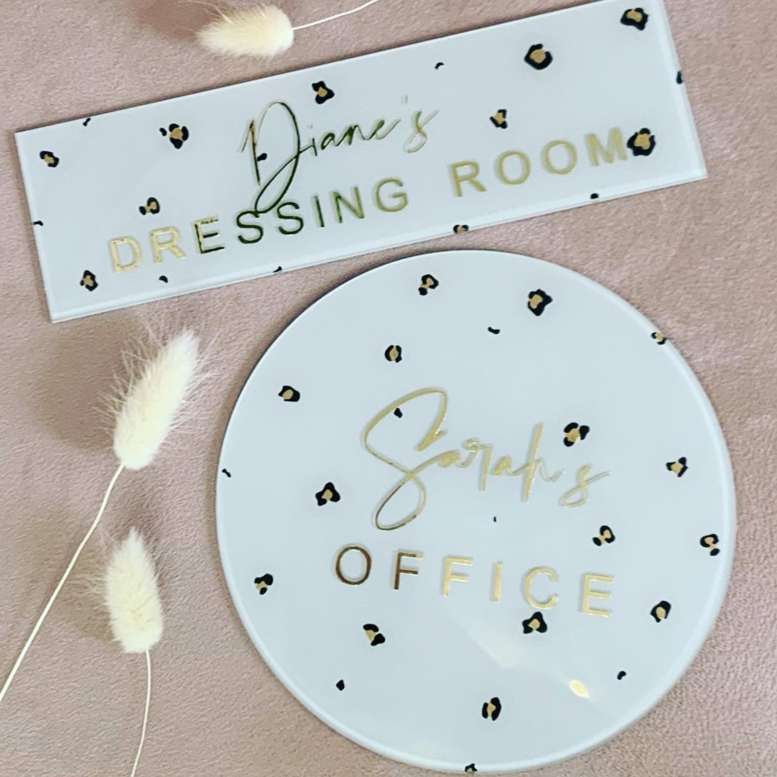 Letrero de vestidor / letrero de oficina - Etsy México