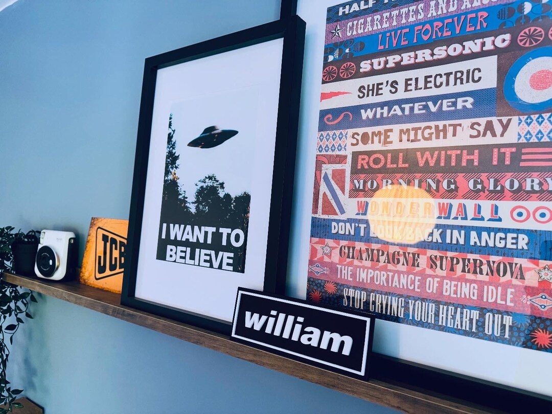 Oasis Inspired Name Plaque - Etsy