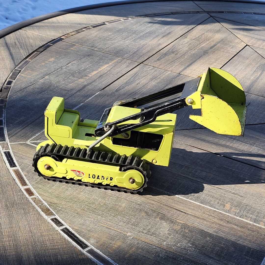 Tonka Bulldozer, 1959-1960 Tonka Bulldozer, Lime Green Tonka Bulldozer ...