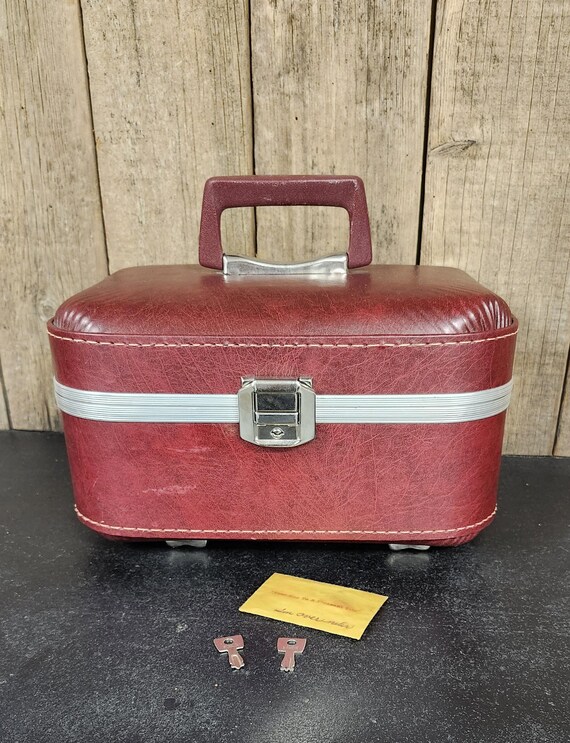 Vintage Train Case, Carry-On Suitcase, Luggage, Trave… - Gem