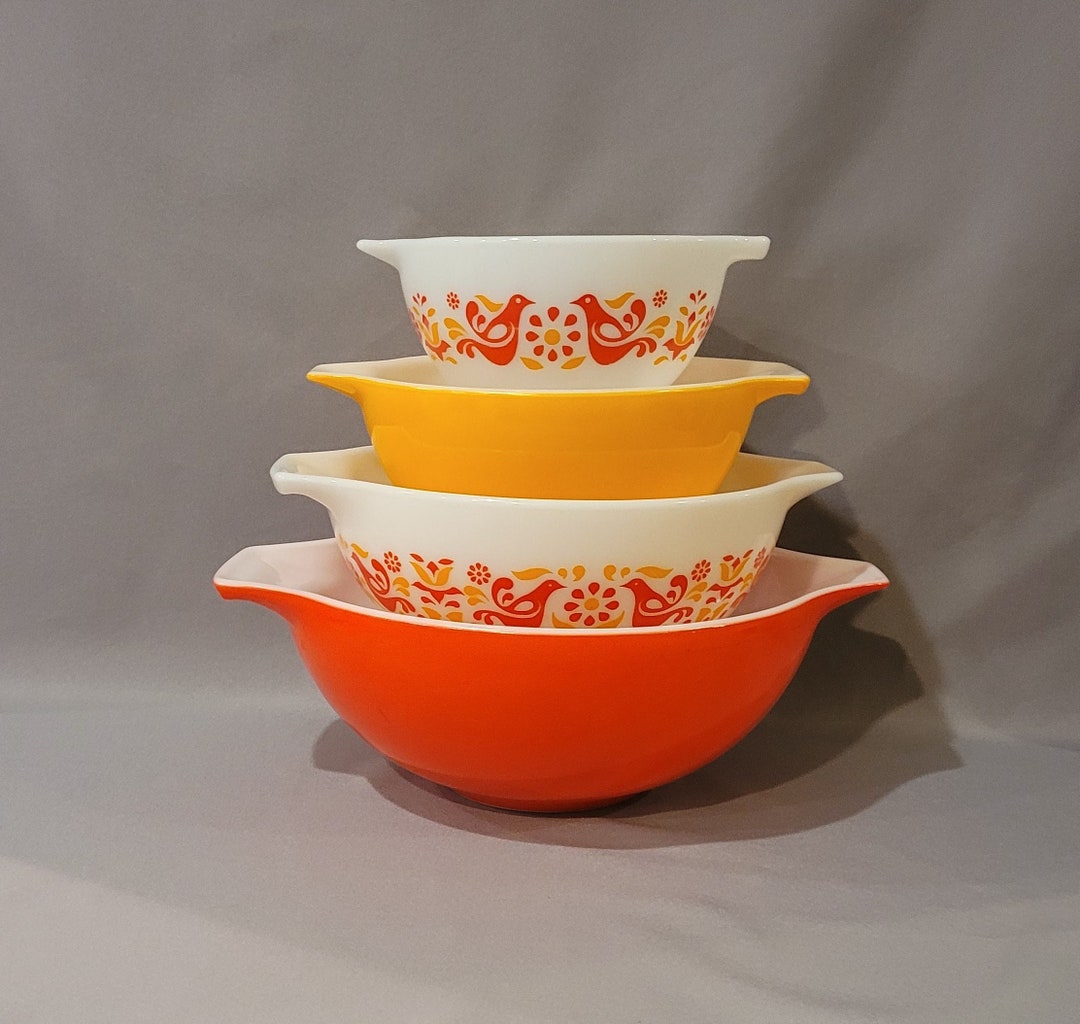 Mixing Bowls, Pyrex Mixing Bowls, Set of 4 Pyrex Friendship Pattern ...