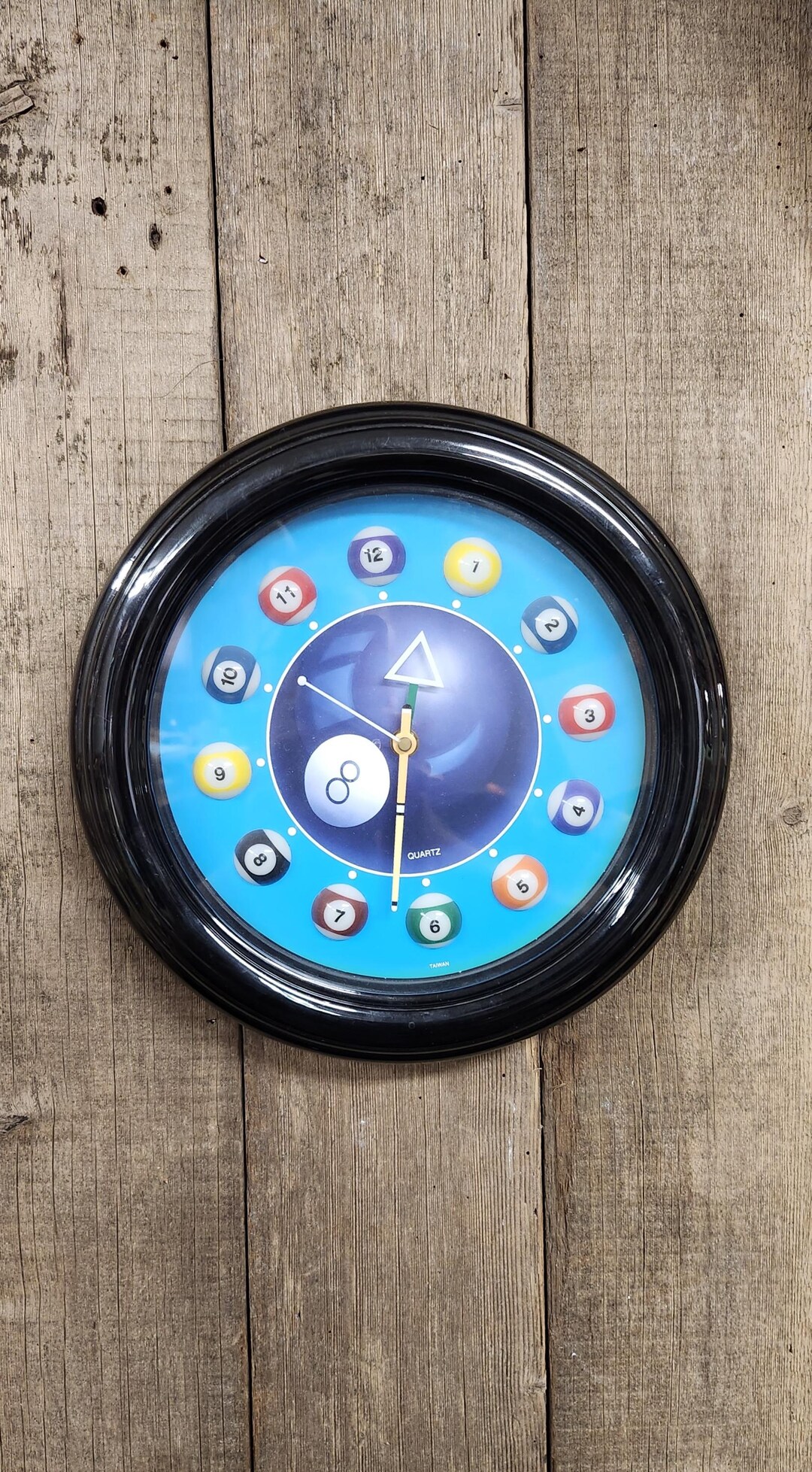 Vintage Quartz Neon Style Led Pool Ball Wall Clock, Pool Ball Clock ...