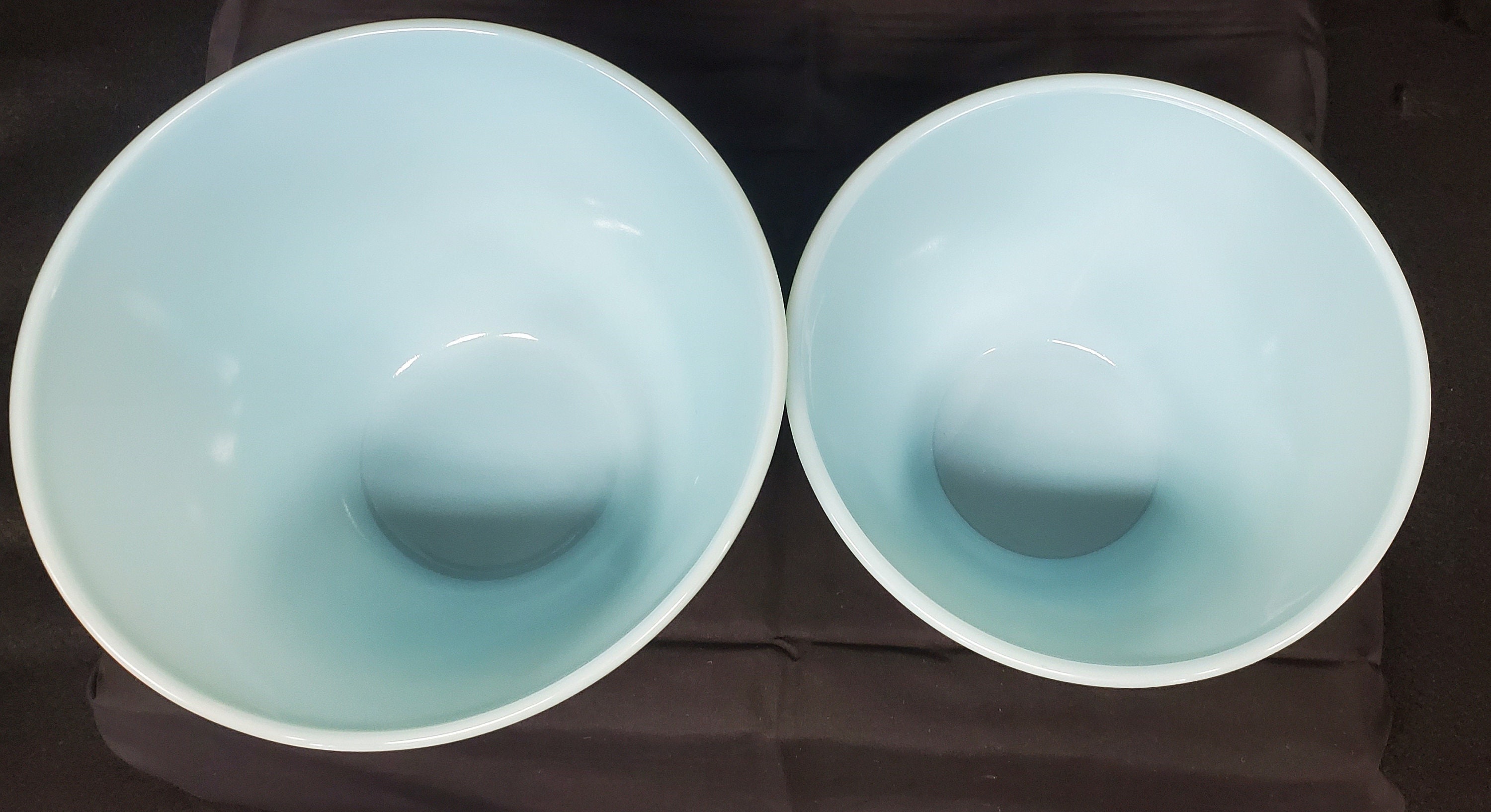 Vintage 2 Piece Set of Fire King Turquoise Blue "splash Proof" Mixing ...