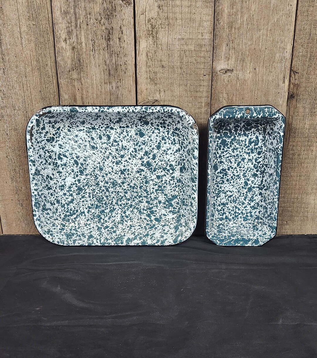 Set of 2 Vintage Green and White Splatter Enamelware, Baking Pans ...