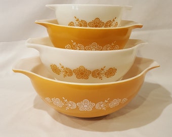 Gold Butterfly Pyrex Cinderella Bowl Set of Four - Etsy