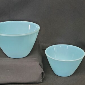 Vintage 2 Piece Set of Fire King Turquoise Blue "splash Proof" Mixing ...