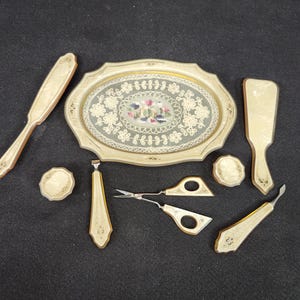 Vintage Celluloid Vanity Set, 8 Piece Set, Vintage Celluloid Dresser ...